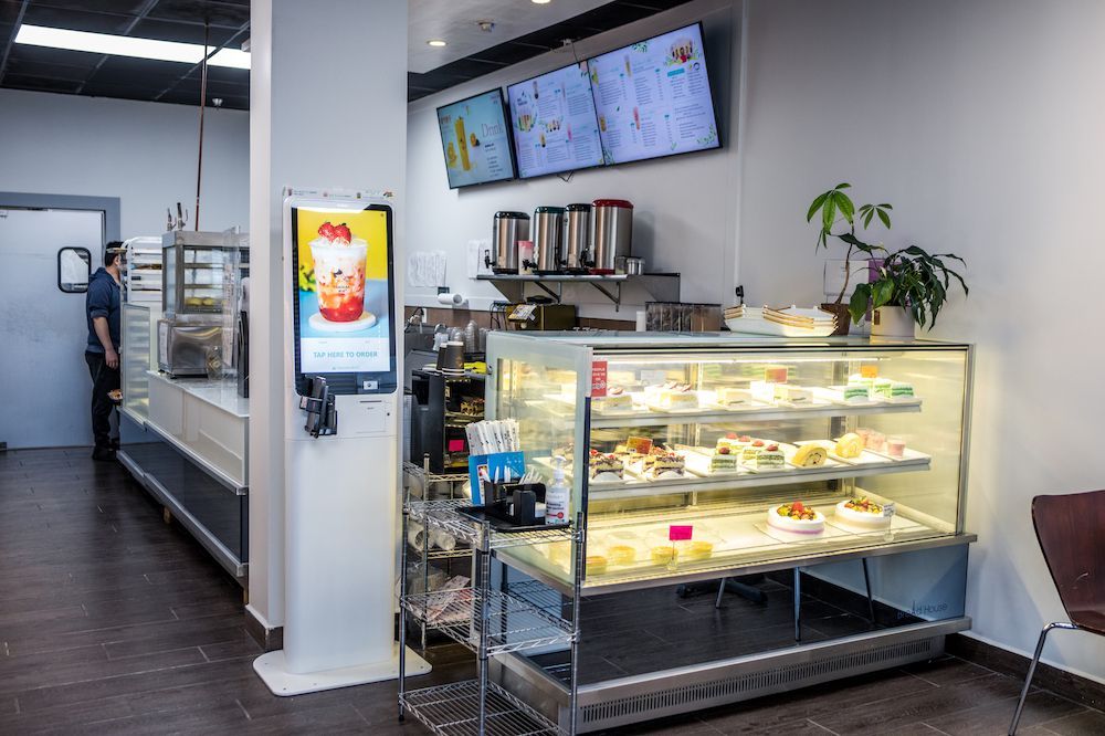 Tsaocha Bubble Tea + Meeting Bakery | Asianati